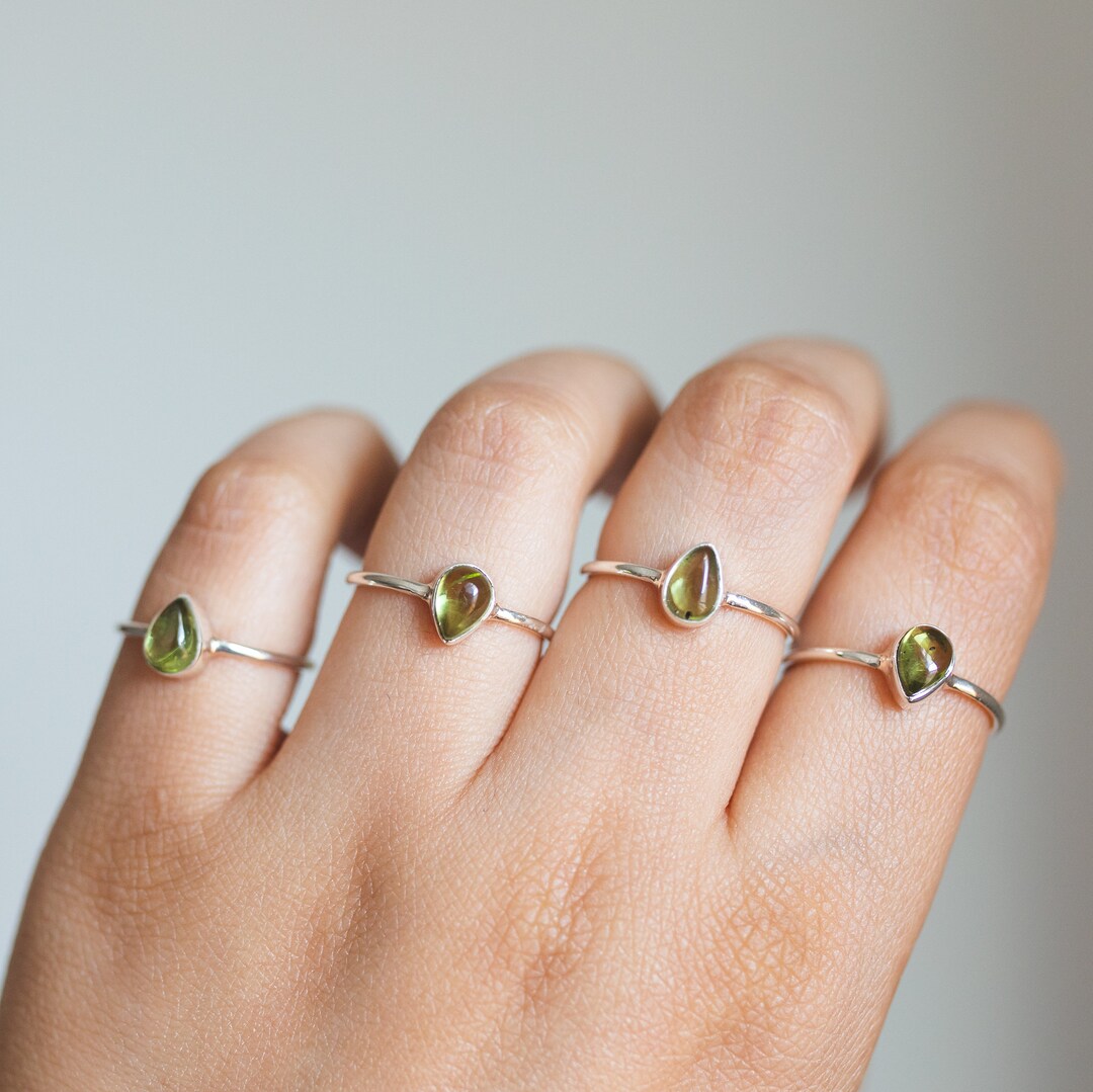 Peridot Birthstone Ring, Meditation Ring - Etsy