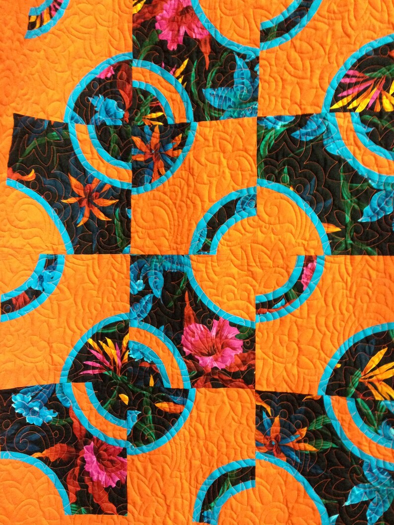 Easy Modern Circles Quilt Pattern by Lorraine Carthew & Gail | Etsy