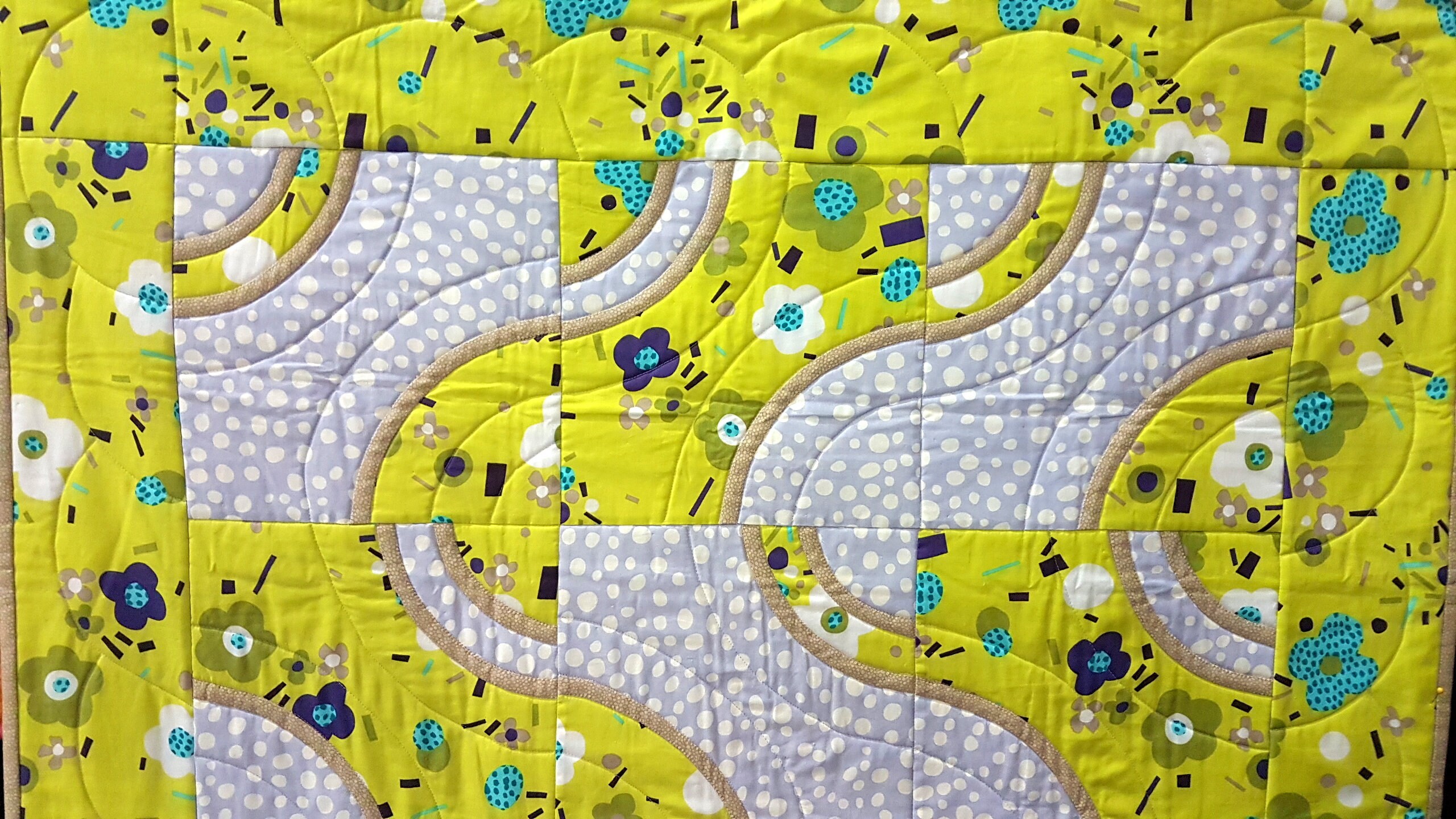 Easy Modern Circles Quilt Pattern by Lorraine Carthew & Gail | Etsy