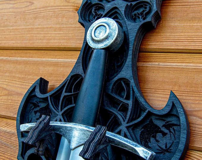 Wooden Wall Mount for Hand and a Half Sword, LARP, COSPLAY, ATREZZO ...