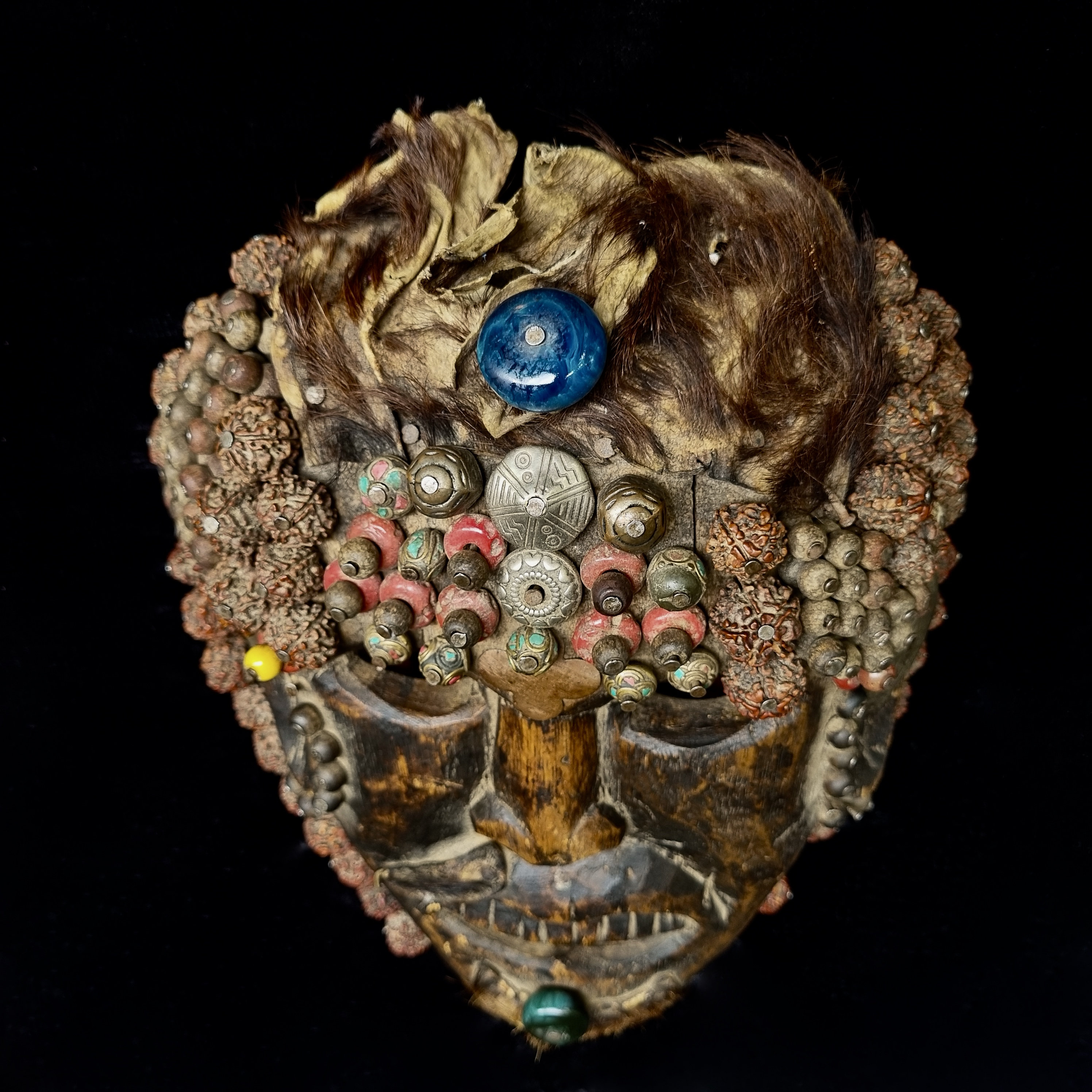 Himalayan Beaded Mask Nepal Shamanic Rudraksha Beaded Ceremonial ...