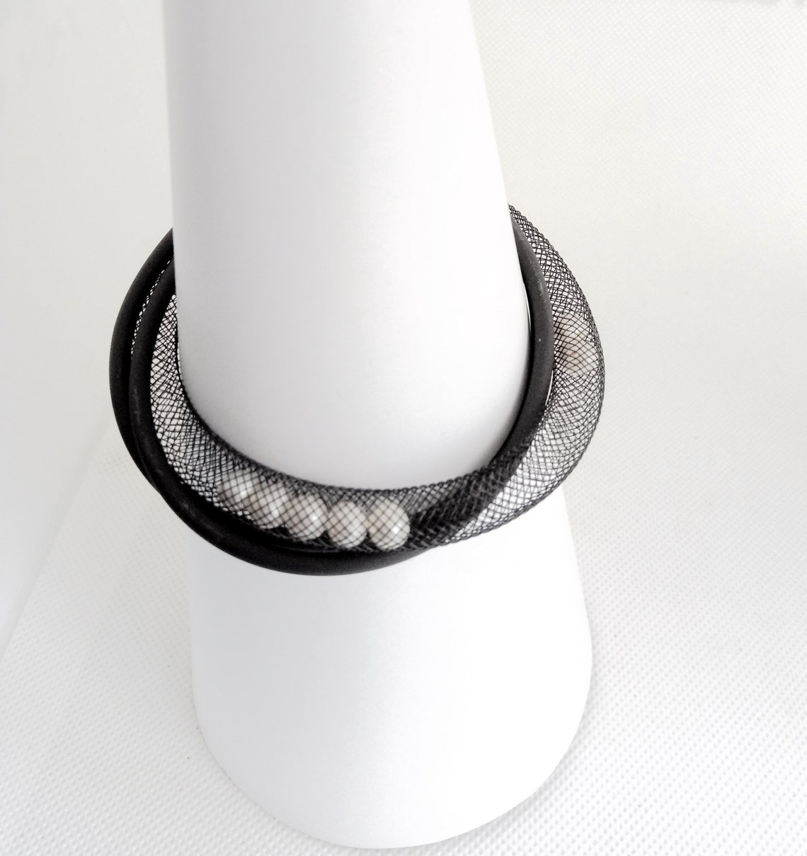 Contemporary Jewelry, Modern Bracelets, Mesh Bracelets With Freshwater ...
