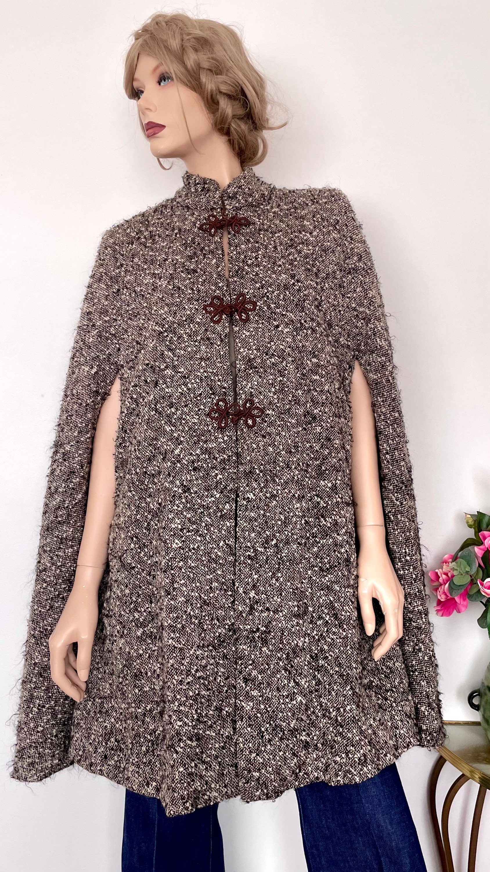 Vintage Ladies Woollen Cloak/cape 70s Hippie Boho Outerwear - Etsy