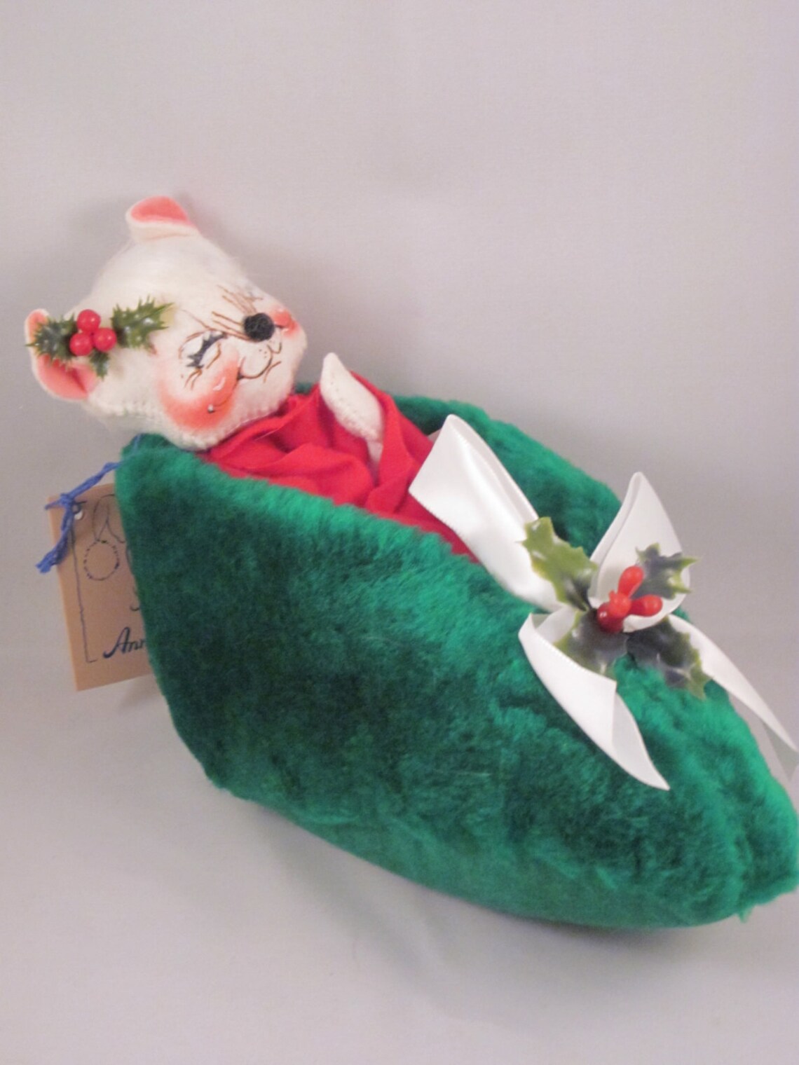 Vintage Annalee Mouse in Green Slipper 10 " Long 1993 - Etsy