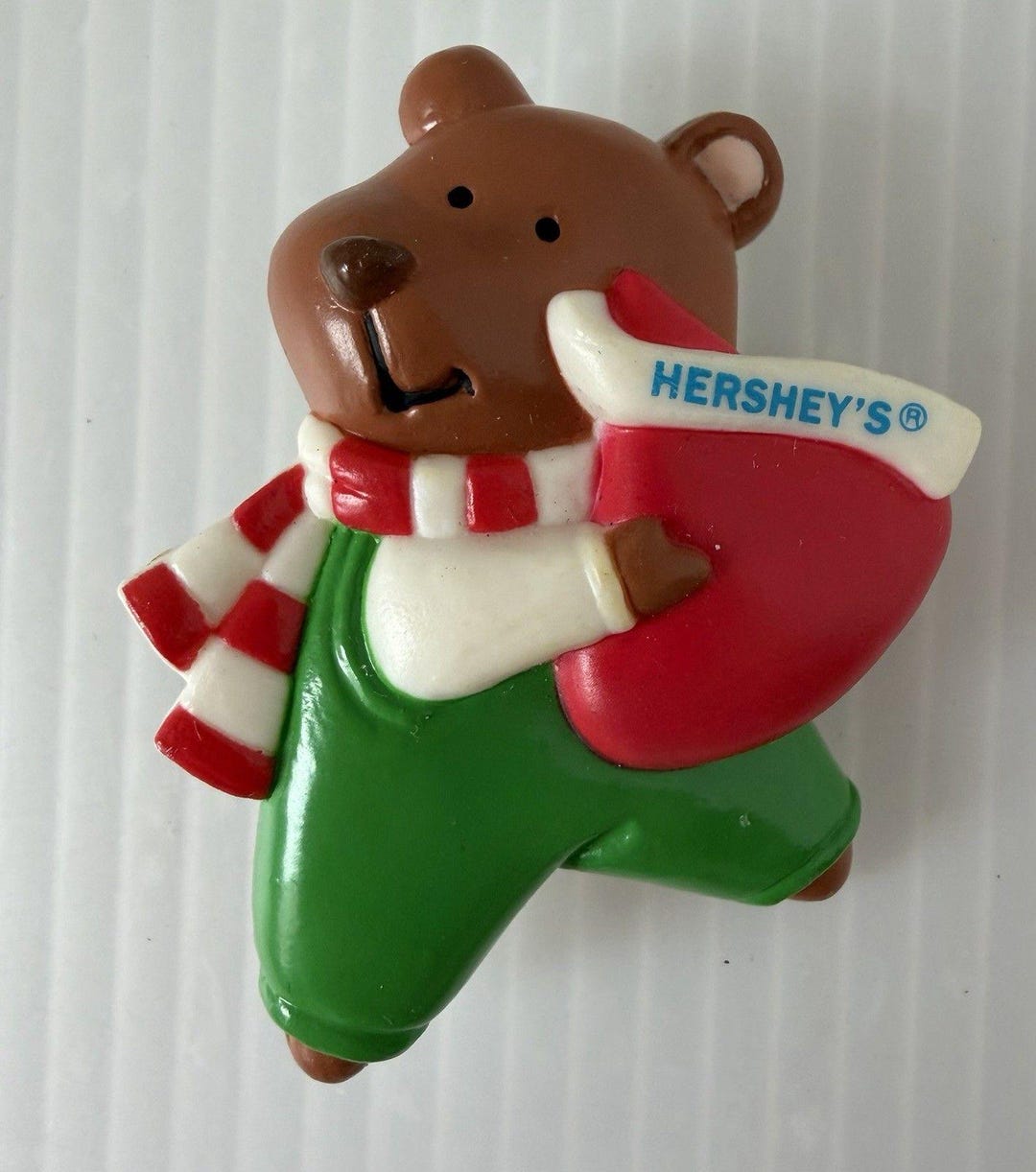 VTG Hershey's Kiss Lapel Pin Teddy Bear Christmas Winter 1990s ...