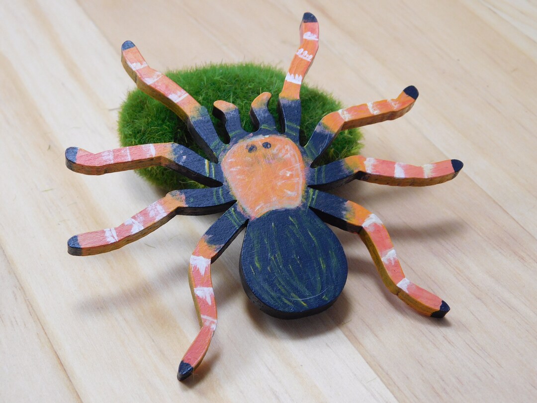 Mexican Fire Leg Tarantula, 4 Inches, Hand Painted, Decorative Wooden ...