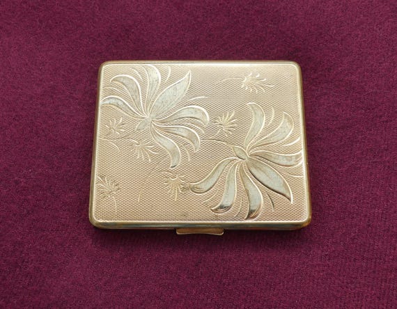 Vintage 1950s Rectangular Powder Compact With Matt & … - Gem