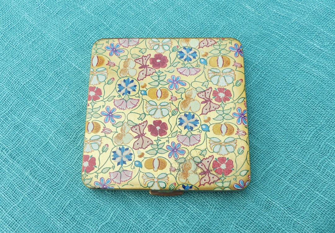 Vintage 1950s Square Powder Compact With Cream, Red, Blue & Yellow ...