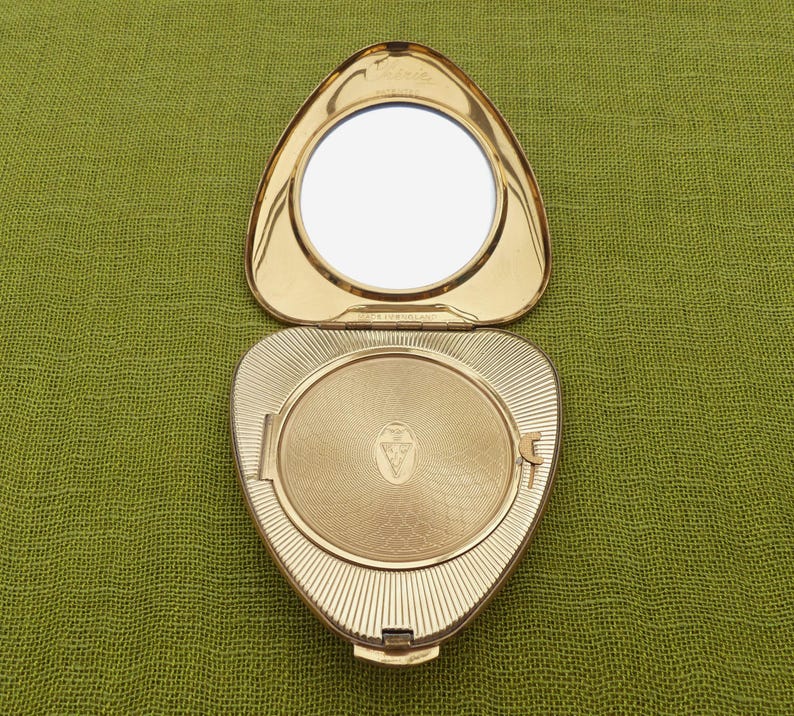 KIGU 'cherie' Heart-shaped Powder Compact, Lacquered Brass Pattern ...