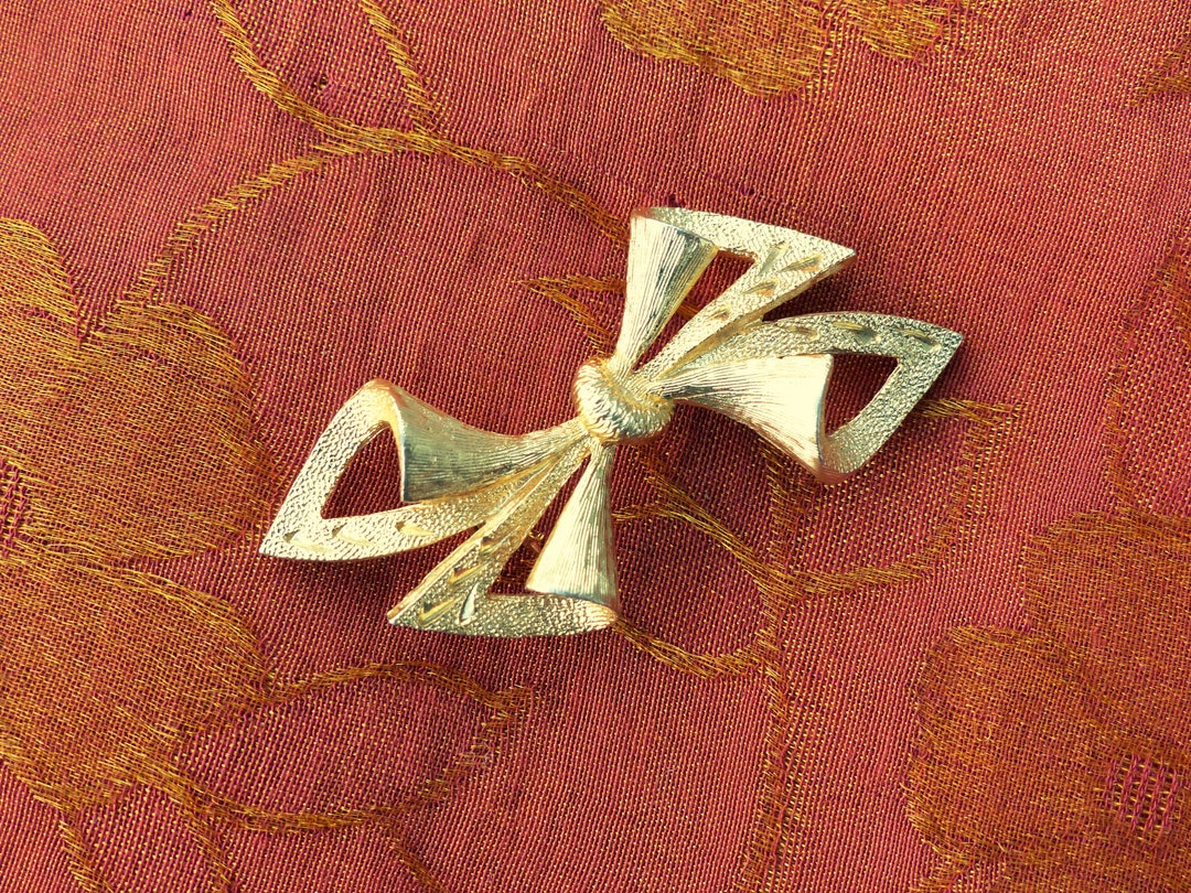 SPHINX Gold-tone Bow Brooch, Design No. 467, Vintage 1970s - Etsy UK