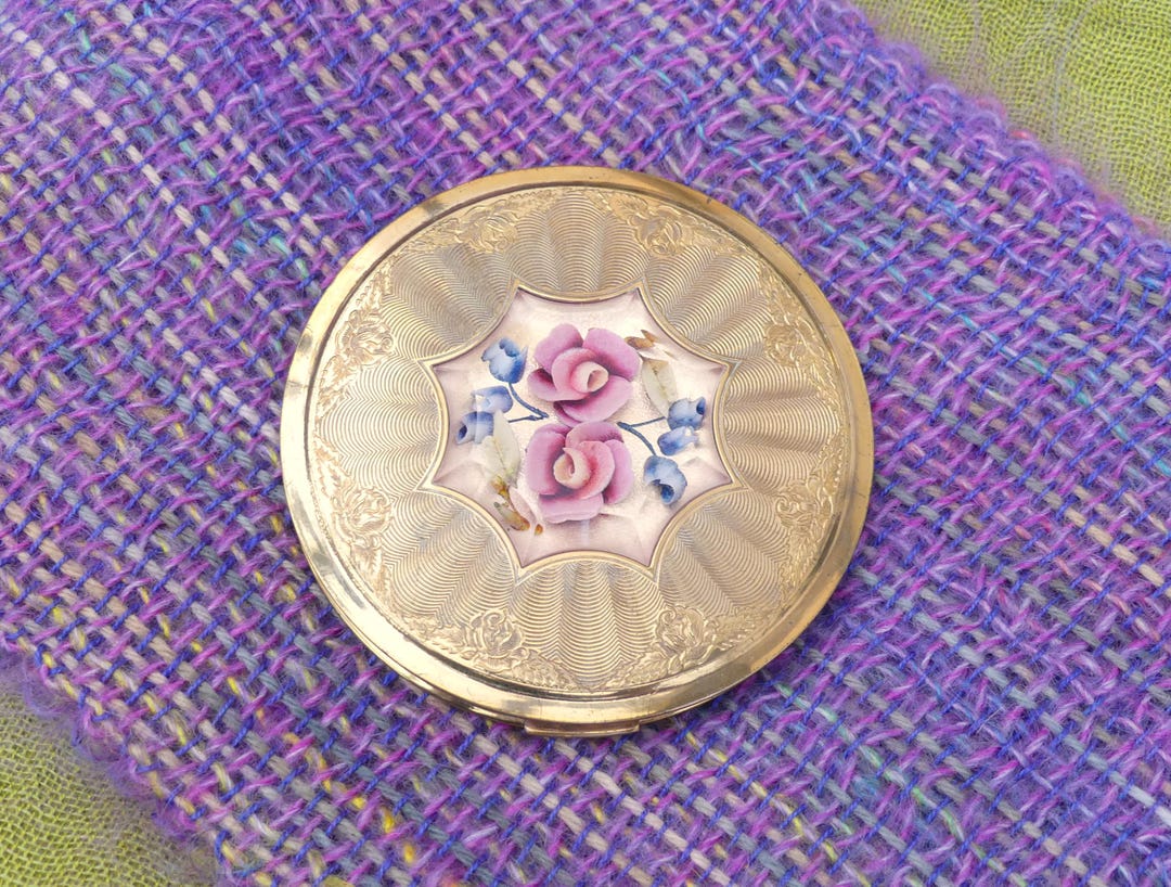 Vintage 1950s Lacquered Brass Flapjack Powder Compact With Reverse ...