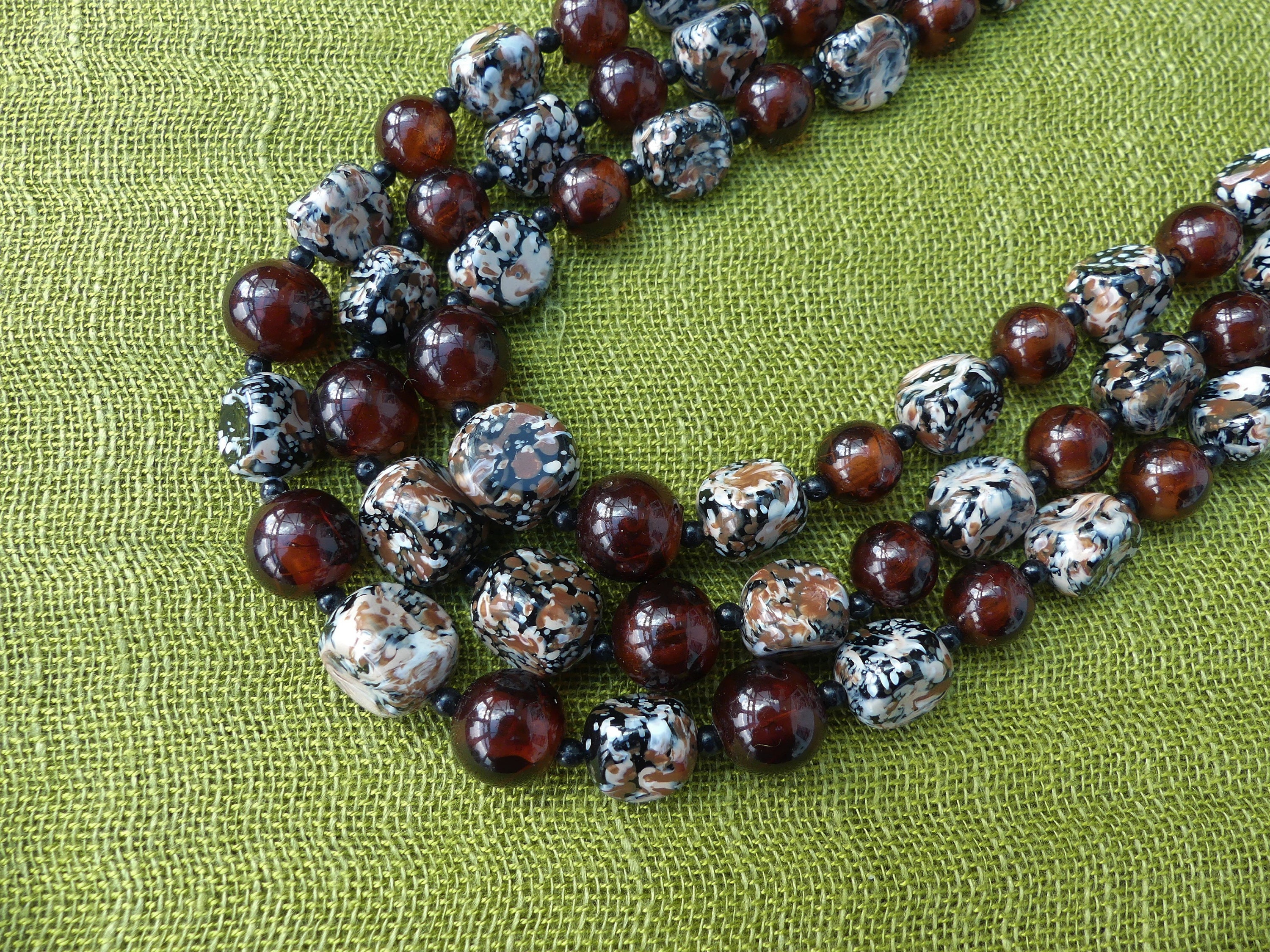 Vintage 1960s Triple-strand Chestnut Brown Lucite and Black, Yellow ...