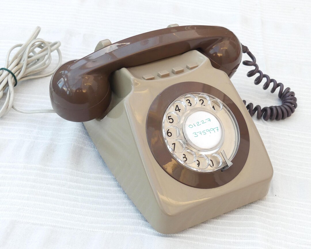 UK British Telecom Dial Telephone, Series 746 F Design in Brown / Beige ...