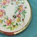 STRATTON Powder Compact, White With Pink & White Flowers With Bee ...