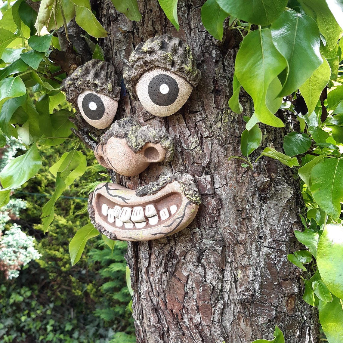 Tree Face Outdoor Decoration, Lawn and Tree Ornament, Funny Face ...