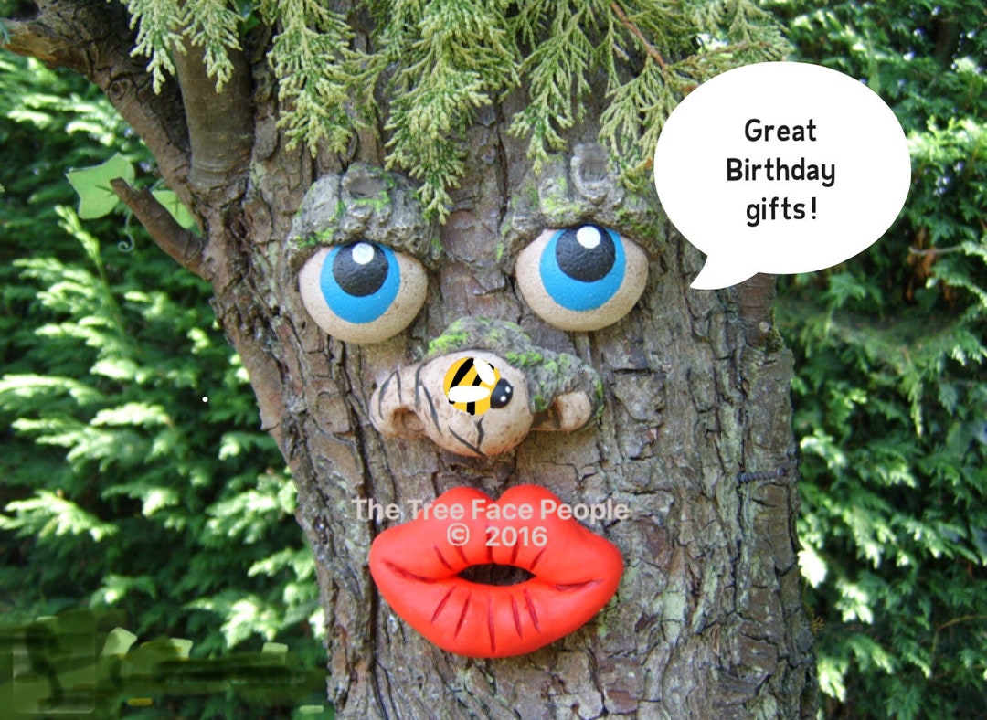 Funny Faces for Trees With Blue Eyes and Red Lips. Lady Face Sculpture ...