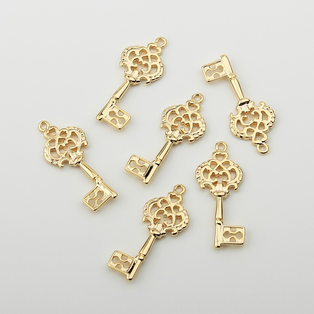 1PCS - Gold Vintage Antique-style Key Pendant, Retro Style Big Key ...