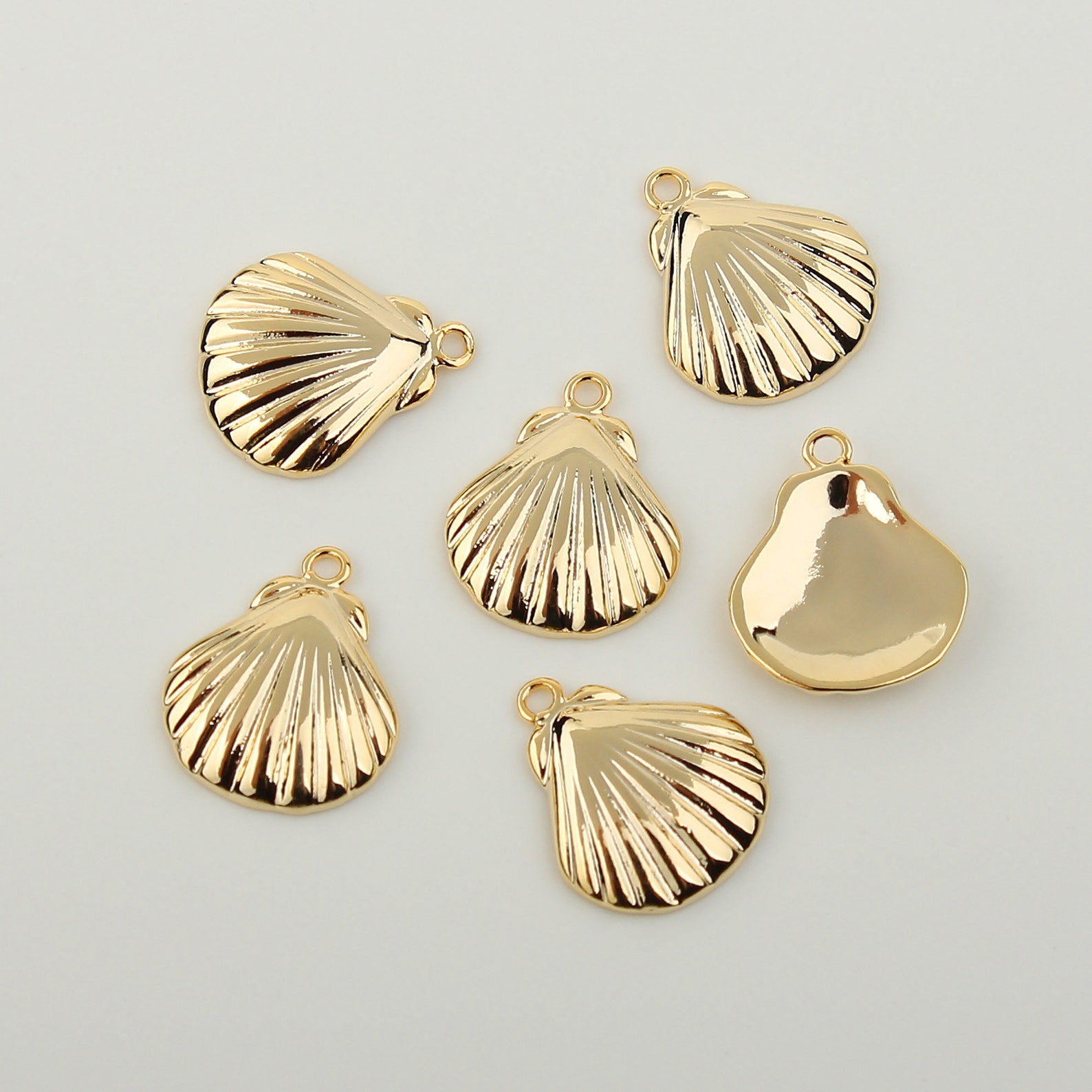 1PCS Shiny Gold Seashell Charms Scallop Shell Charm - Etsy