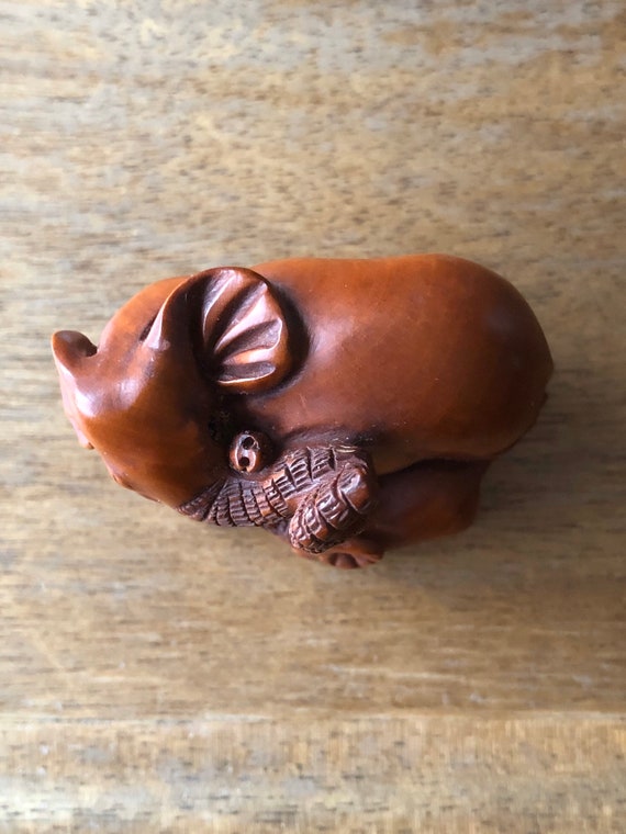 Netsukes, Netsuke Elephant Wood Figurine Hand Carved … - Gem