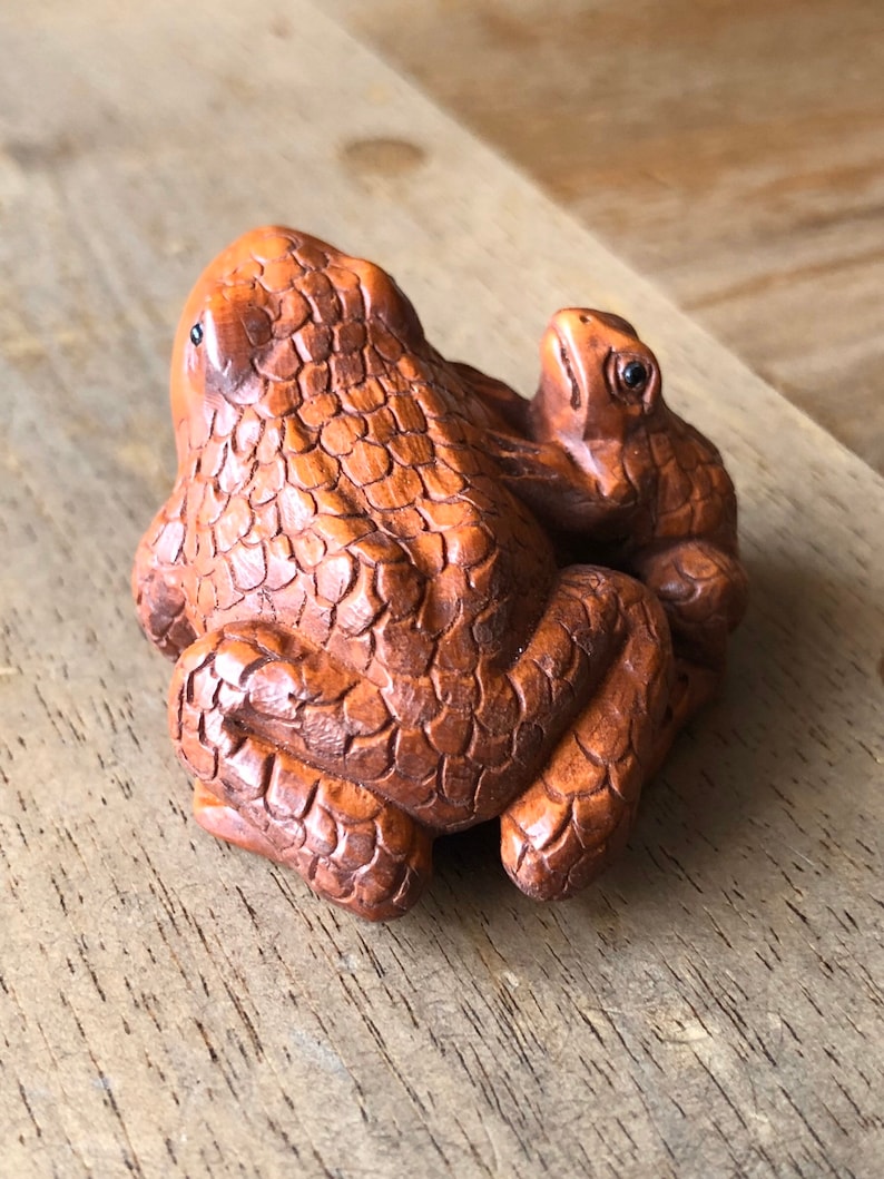 Netsuke Netsuke Frog Hand Carved Boxwood Mother and Child | Etsy