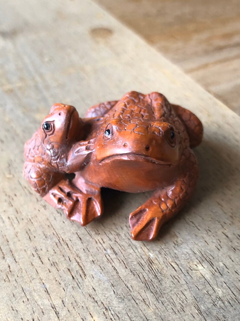 Netsuke Netsuke Frog Hand Carved Boxwood Mother and Child | Etsy