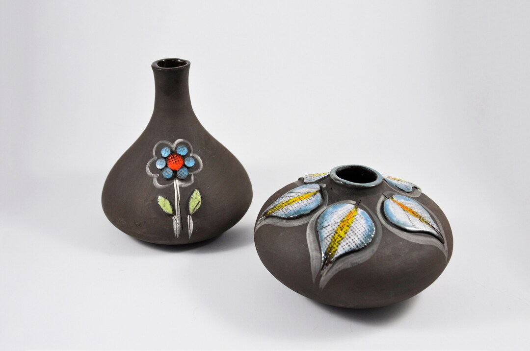 Gallerymichel Pair of Rustic Vintage Quebec Pottery Vases by R & H - Etsy