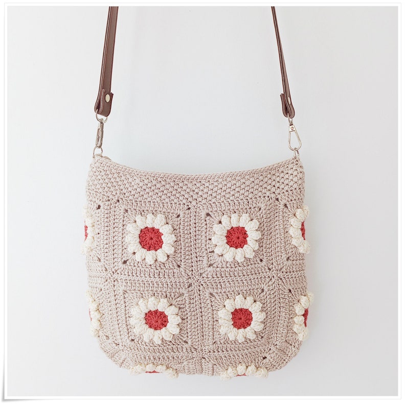 Crochet Granny Square Crossbody Bag: Handmade Daisy Floral Purse - Etsy
