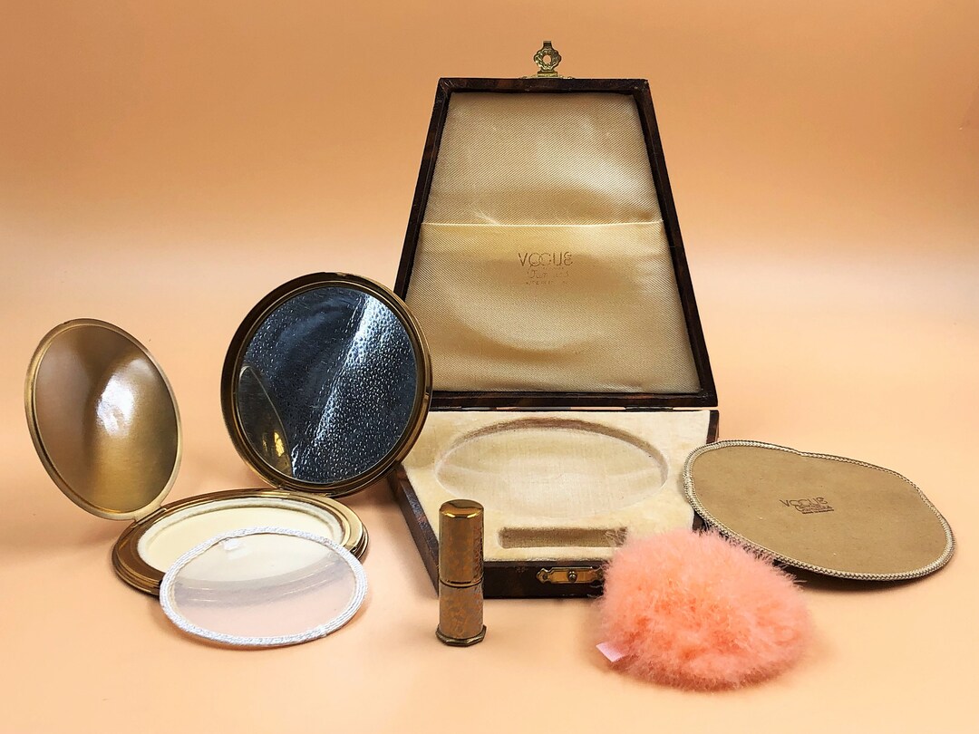 Vintage New Unused Vogue Vanities Vanity Set in Fitted Box. - FREE UK ...