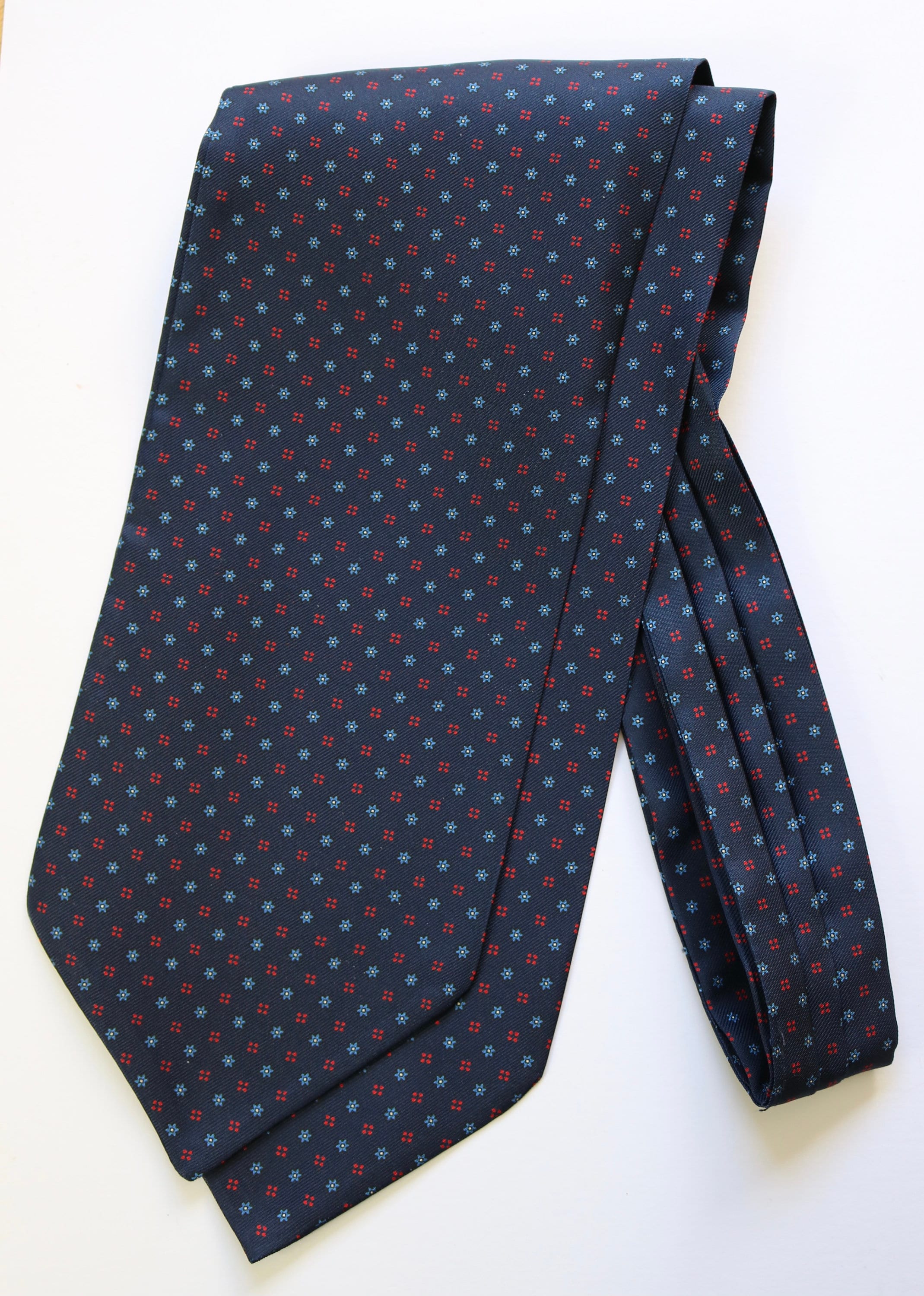 Silk Self Tie Ascot Cravat 51 Length. Hand Made - Etsy