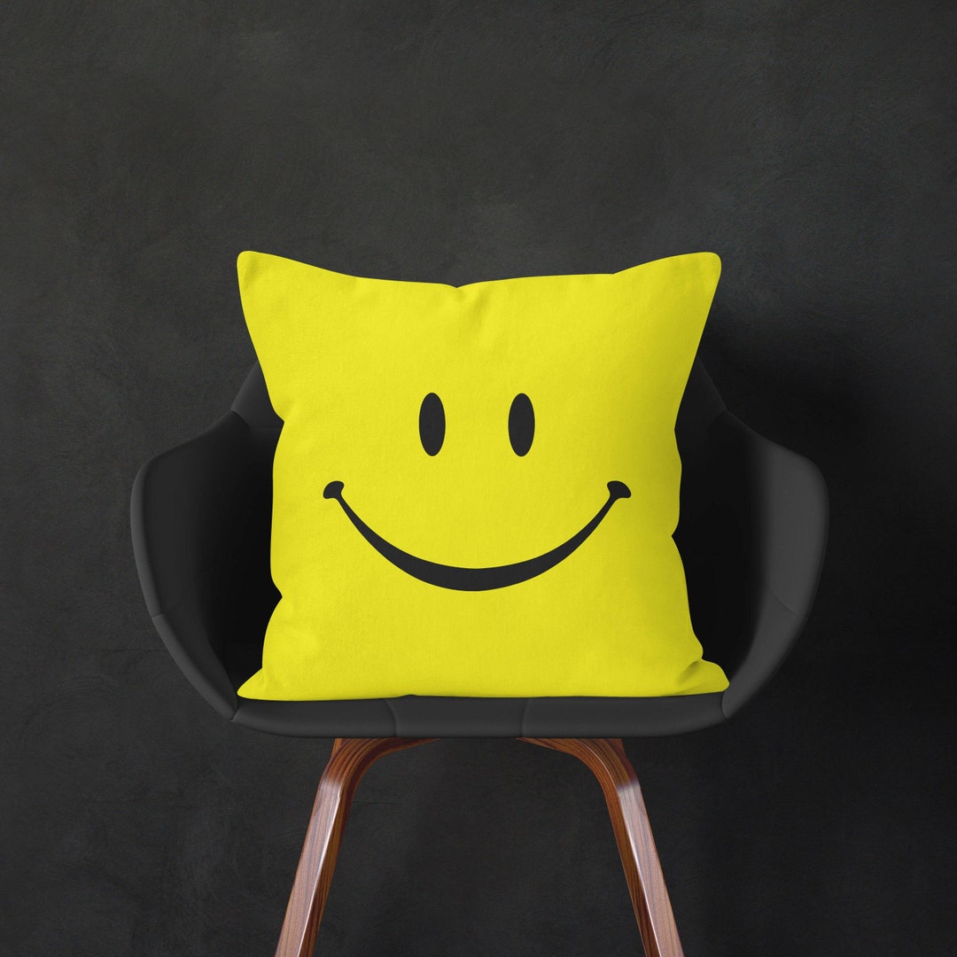 Smiley Face Pillow, Yellow Cushion Cover, Cute Decorative Pillow, Funny ...