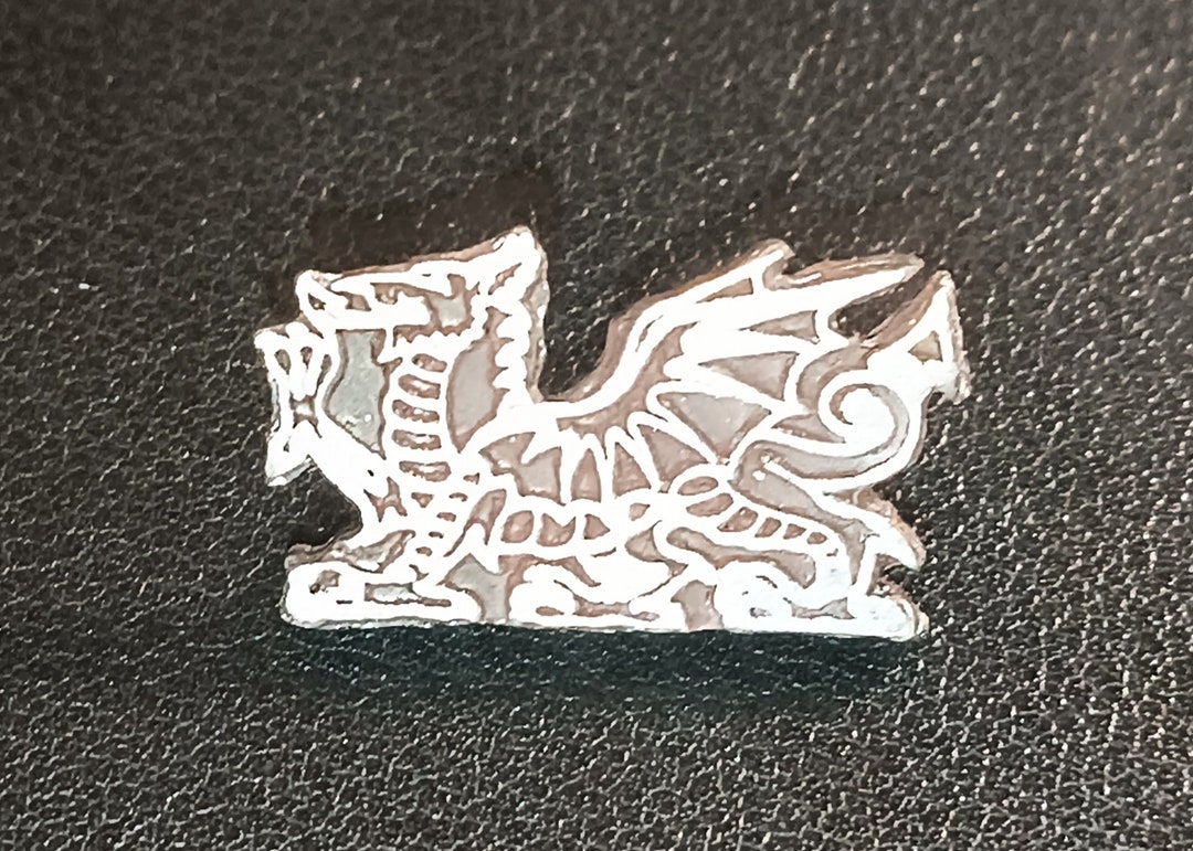 Handcrafted Pewter Welsh Dragon Fantasy Wales Rugby Lapel Pin / Brooch ...