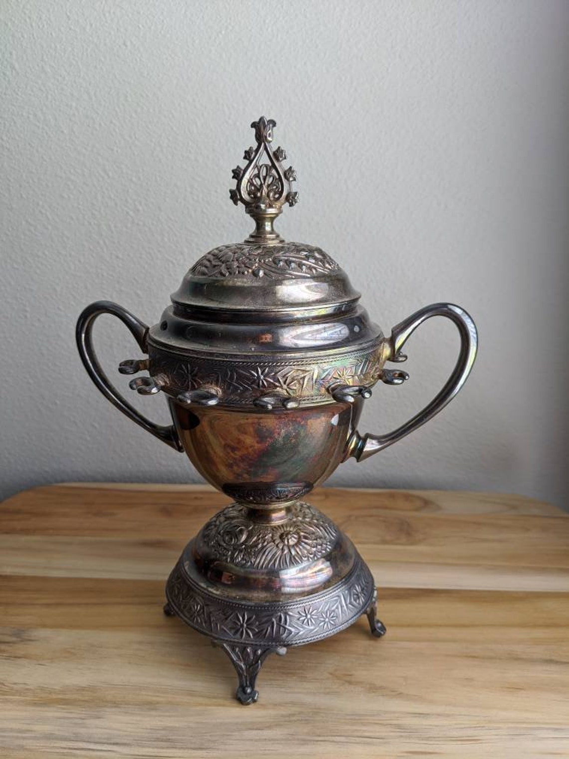 Gorgeous Antique Victorian MERIDEN Silver Floral Ornate Repousse ...
