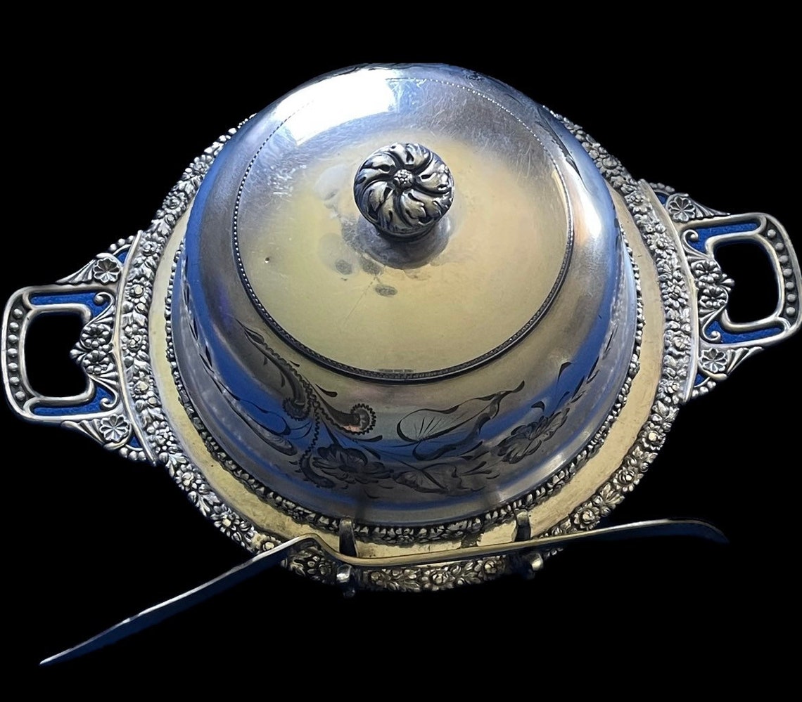 Antique SIMPSON HALL MILLER Co Silver 1898 Peacock Repousse Covered ...