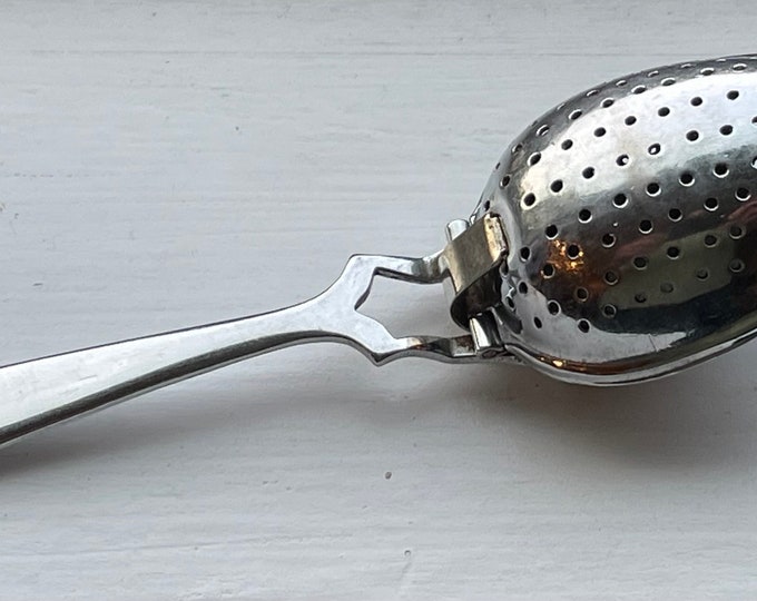 RARE Vintage Elegant Collectible G.M.T. Co. Mechanical Open/close ...