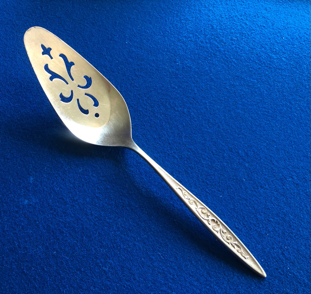 Vintage 1847 Rogers Bros 1967 ESPERANTO Pierced Pie/cake Server 10 3/4 ...
