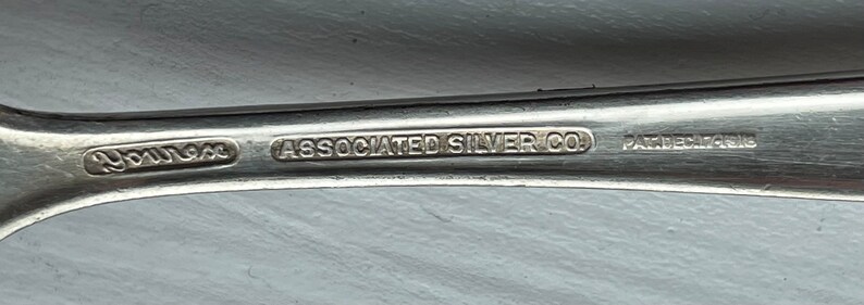Antique ASSOCIATED Silver 1918 VICTORY Sugar Spoon 5 5/8 - Etsy