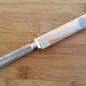 Antique 1847 ROGERS Bros 1882 EMBOSSED Hollow Handle Blunt Dinner Knife ...