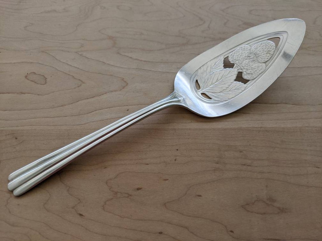 Antique Collectible WALLACE Silver 1935 PILLSBURY Pierced Cake/pie ...