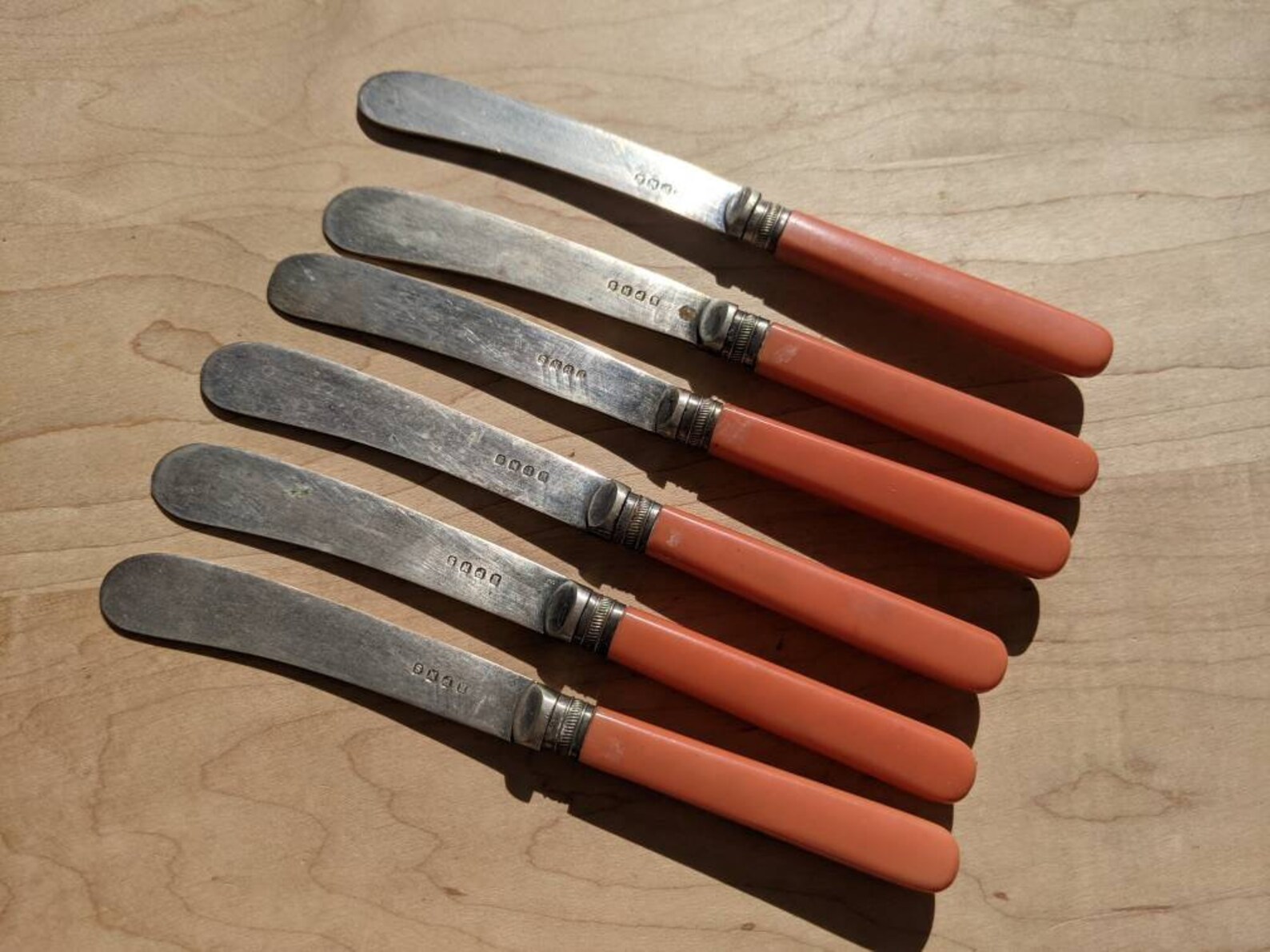 Vintage Beautiful CORAL BAKELITE Handle & Silver Plate Paddle - Etsy