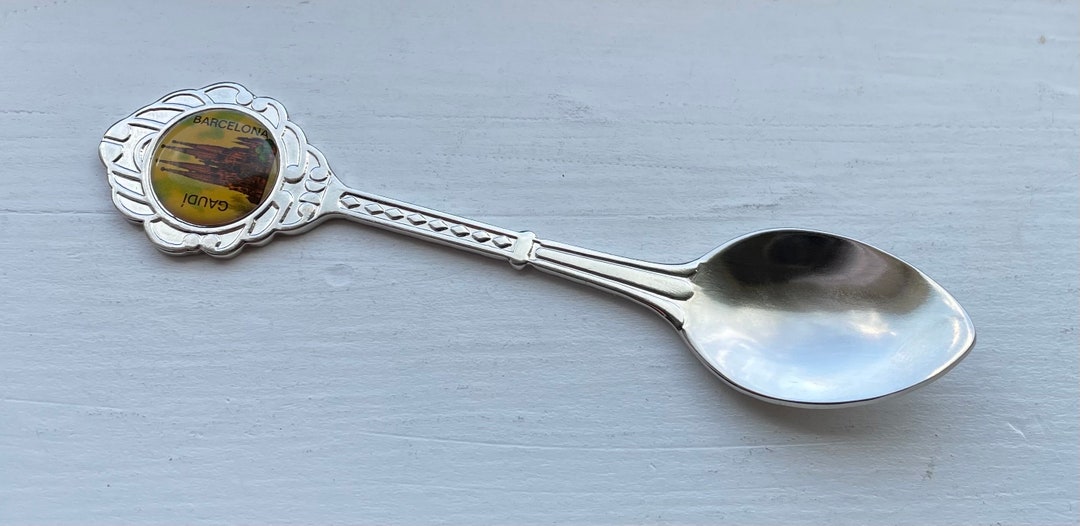 Gorgeous Vintage Collectible GAUDI BARCELONA sagrada Família Silver ...