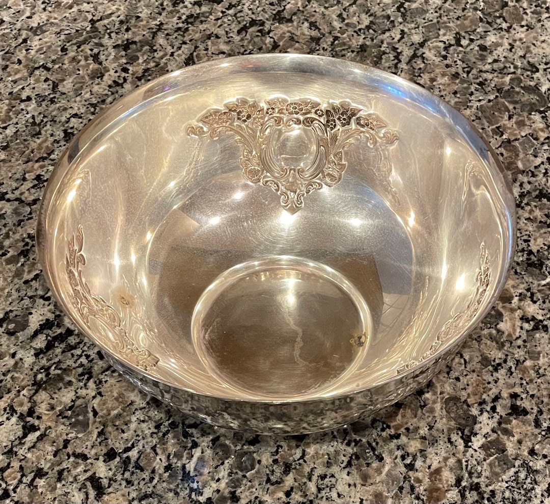 Gorgeous Rare Vintage Elegant ONEIDA Silver Plated CASTLE COURT Round ...