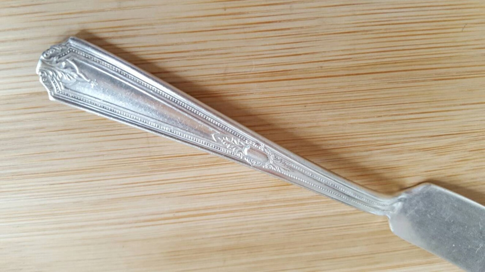 Antique R & B Silver Plate 1926 LYRIC Flat Handle Master Butter Knife 6 ...
