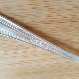 Antique R & B Silver Plate 1926 LYRIC Flat Handle Master Butter Knife 6 ...