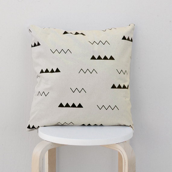 Modern Triangle Pillow Case, Beige Triangle Pillow Cover, Geometric ...