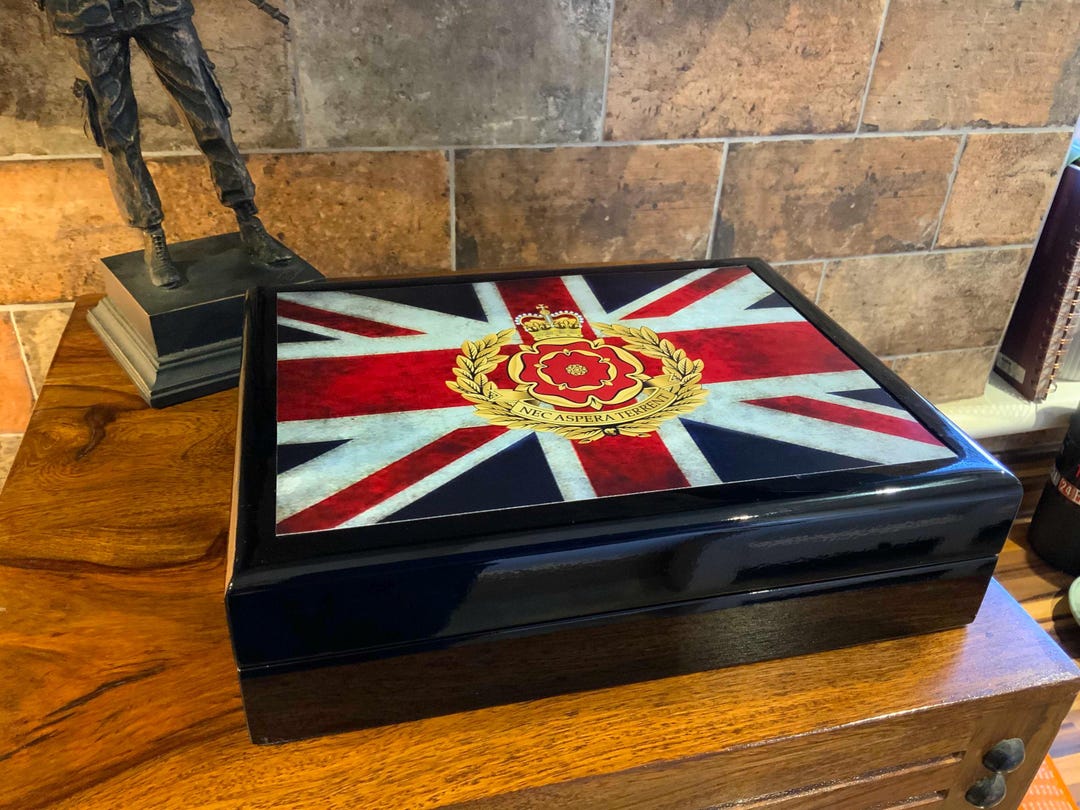Duke of Lancaster's Regiment Exclusive and Premium Military Medals Box ...