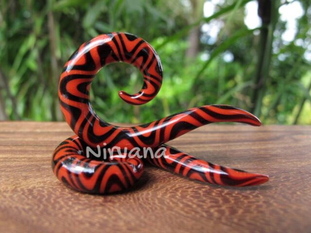 1 Pair (2 Pieces) Black & Red Snake Pattern Thai Spirals Glass - Etsy