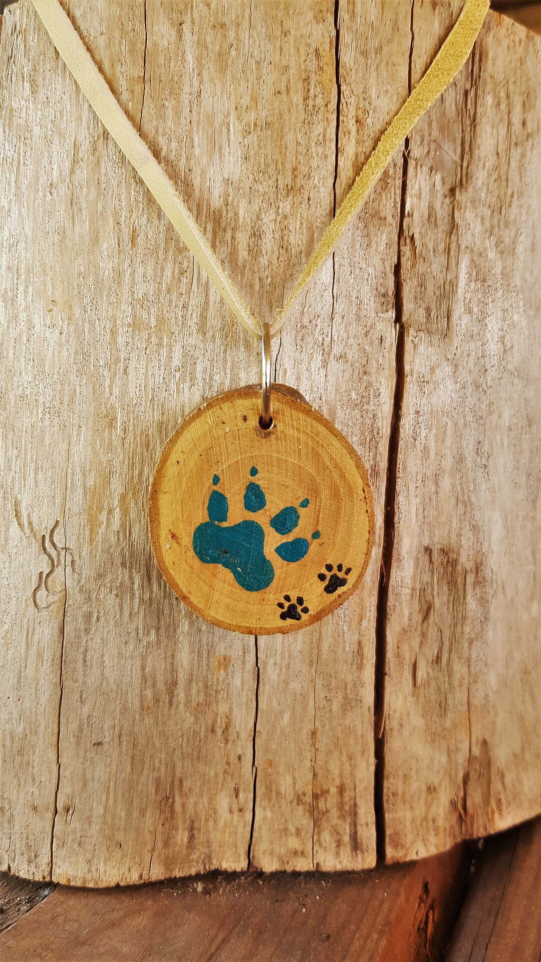 Natural Wood Pendant - Painted Wolf Paws - Ref: PWP 1 - Etsy Canada