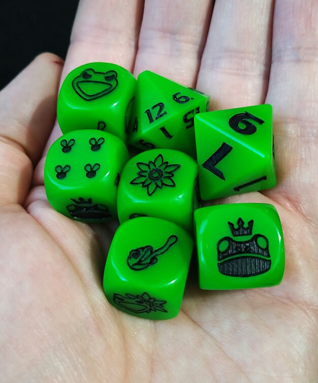 Savage Frogs - Fantasy Football Team Themed Resin Dice - 3x Block / 2x ...