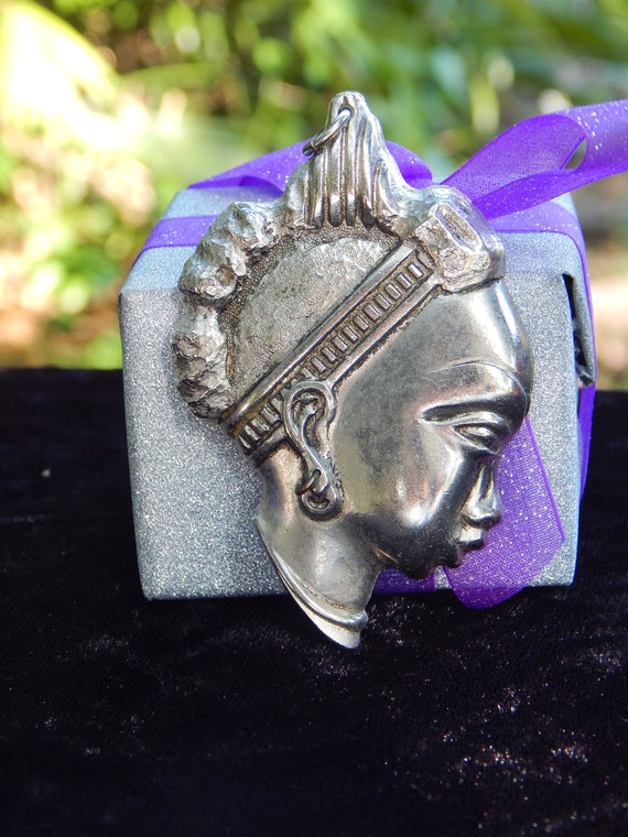 Pre-Loved African Regal Princess Extra-Large Silver-T… - Gem