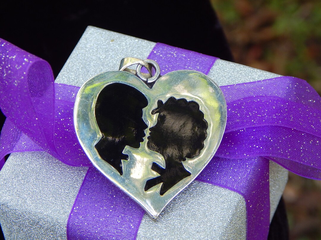 Pre-loved Black Love African American Man & Woman Couple Romantic Heart ...